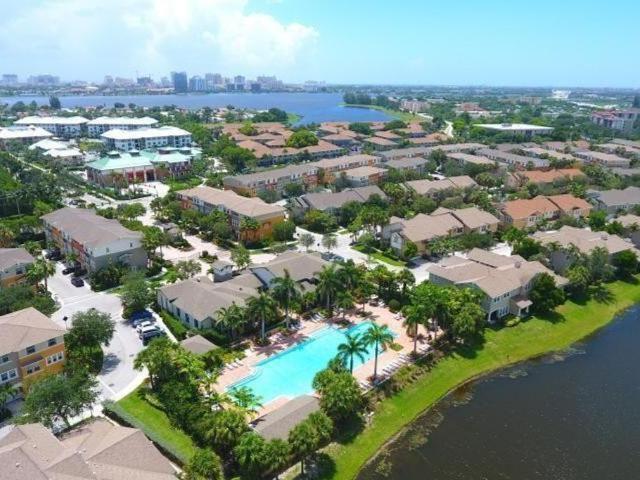 Luxury Townhouse for rent in West Palm Beach, United States