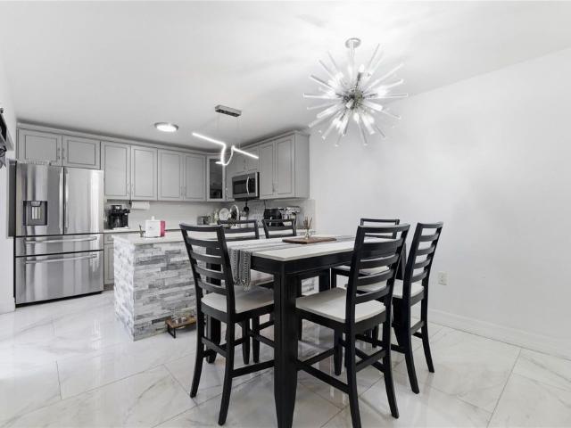 Luxury Townhouse for rent in West Palm Beach, Florida