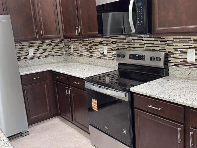 Luxury Townhouse for rent in Westlake, United States