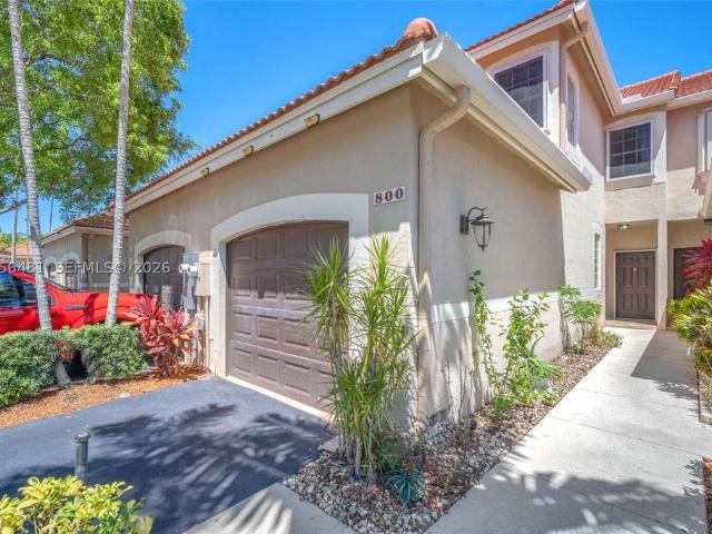 Luxury Townhouse for rent in Weston, United States