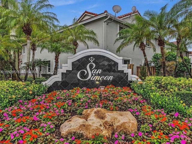 Luxury Townhouse for rent in Weston, Florida