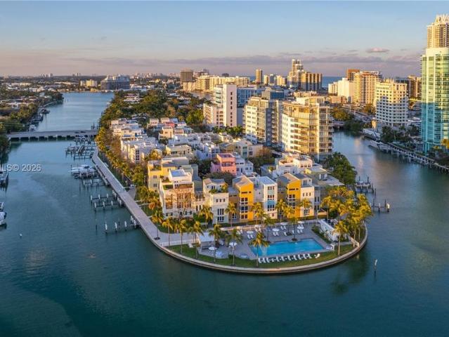 Luxury Townhouse for sale in Miami Beach, United States