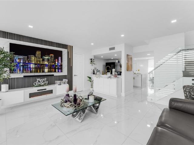 Luxury Townhouse for sale in Miami, Florida