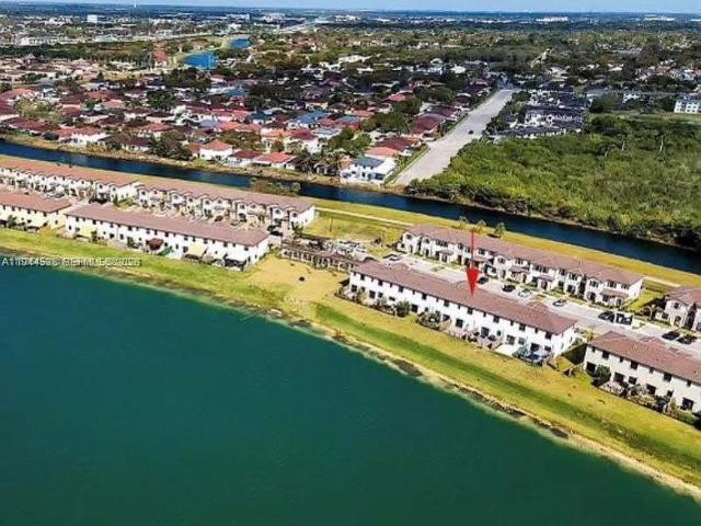 Luxury Townhouse for sale in Miami, Florida
