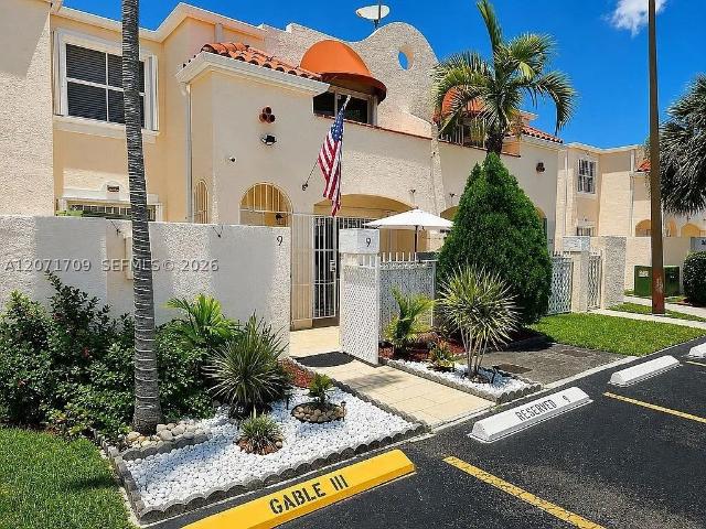 Luxury Townhouse for sale in Miami, Florida