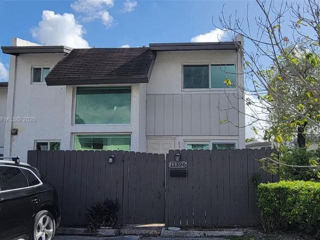Luxury Townhouse for sale in Miami, Florida