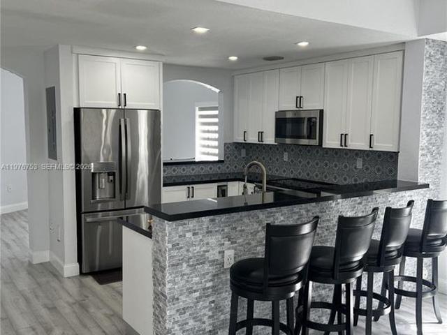 Luxury Townhouse for sale in Miami Terrace Mobile Home, Florida