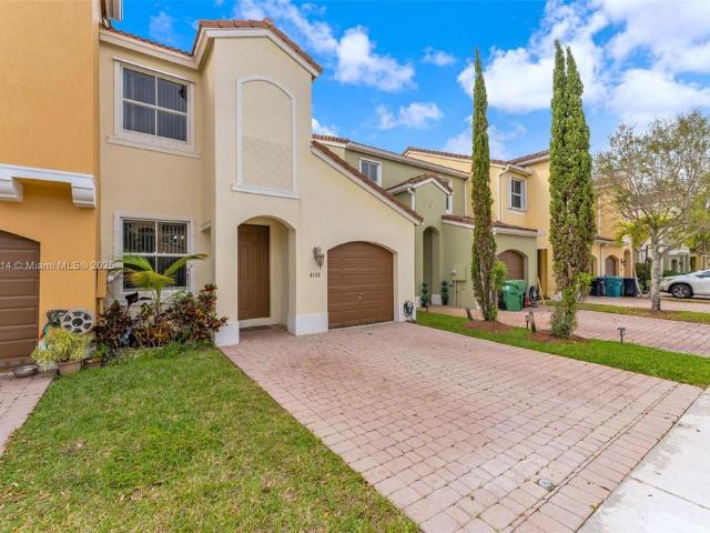 Luxury Townhouse for sale in Miami Terrace Mobile Home, Florida