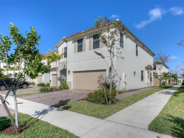 Luxury Townhouse for sale in Miami, United States