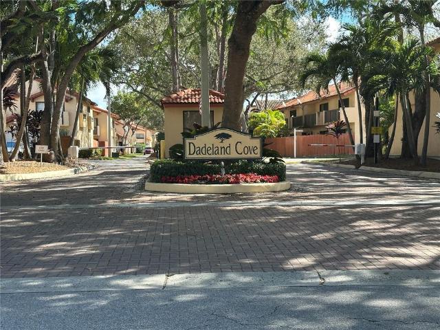 Luxury Townhouse for sale in Miami, United States