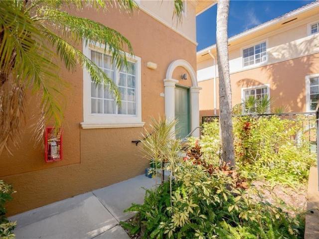 Luxury Townhouse for sale in Miami, United States