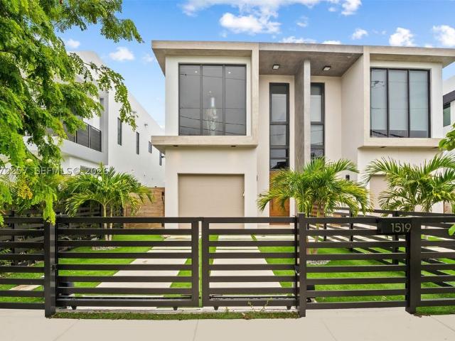 Luxury Townhouse for sale in Miami, United States