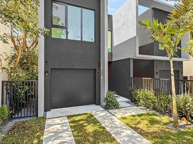Luxury Townhouse for sale in Miami, United States