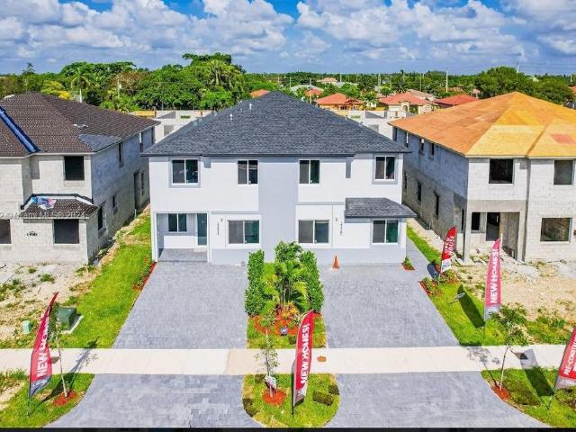 Luxury Townhouse for sale in Miami, United States