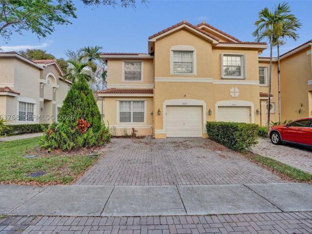 Luxury Townhouse for sale in Miramar, Florida