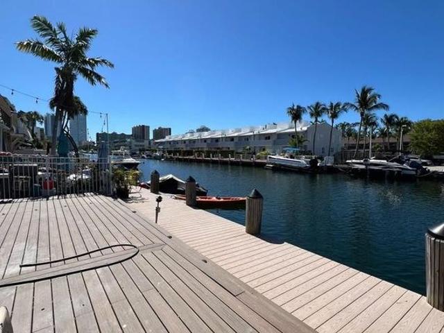 Luxury Townhouse for sale in North Miami Beach, United States