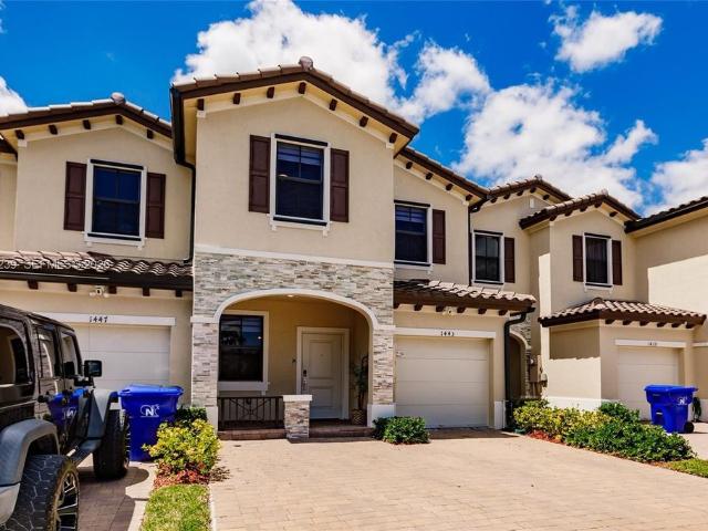 Luxury Townhouse for sale in North Lauderdale, Florida