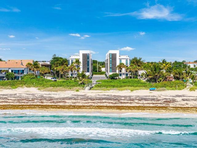 Luxury Townhouse for sale in Ocean Ridge, Florida