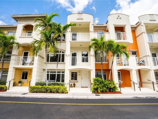 Luxury Townhouse for sale in Aventura, Florida