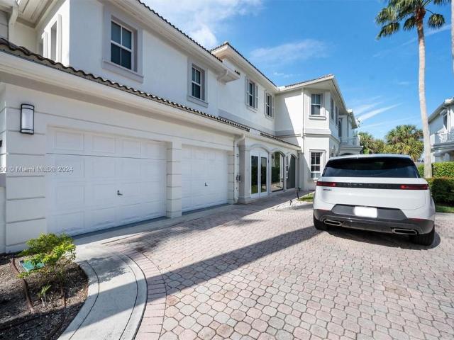 Luxury Townhouse for sale in Aventura, United States