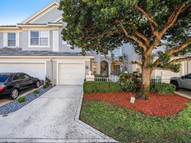 Luxury Townhouse for sale in Boca Raton, Florida