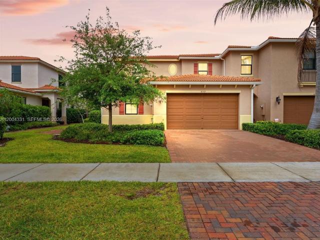 Luxury Townhouse for sale in Boca Raton, Florida