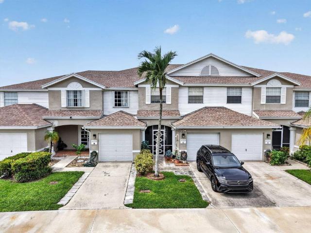 Luxury Townhouse for sale in Boca Raton, Florida