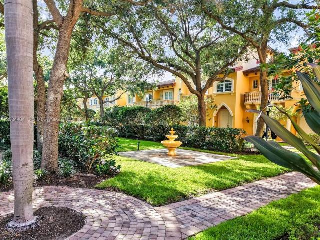 Luxury Townhouse for sale in Boca Raton, United States