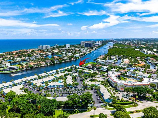 Luxury Townhouse for sale in Boca Raton, United States