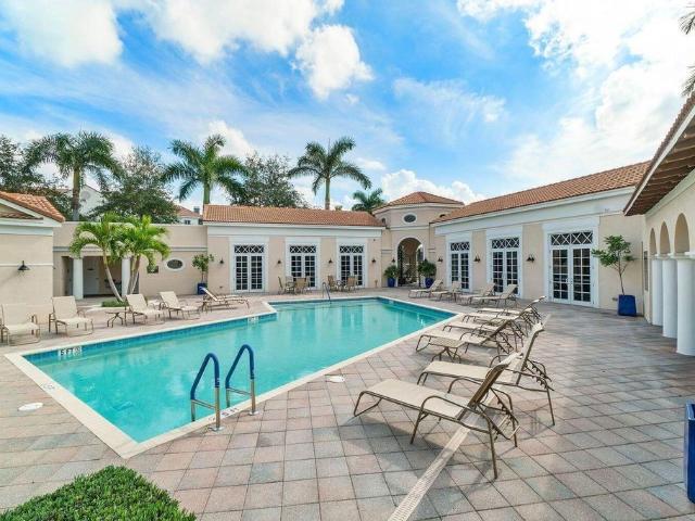 Luxury Townhouse for sale in Boca Raton, United States