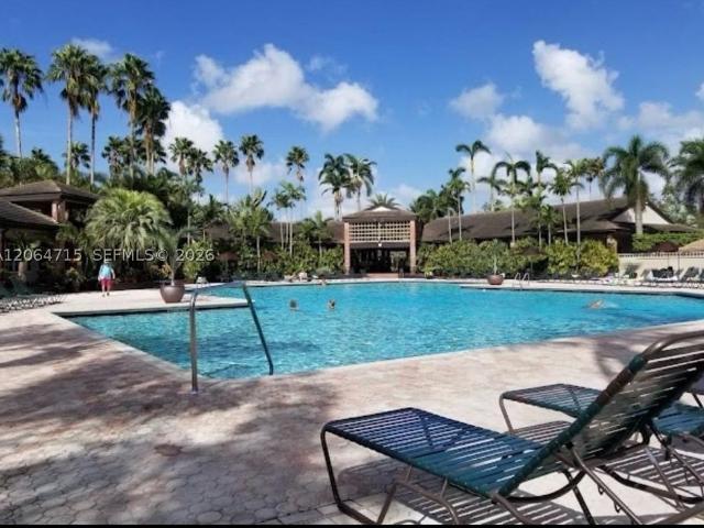 Luxury Townhouse for sale in Cooper City, Florida