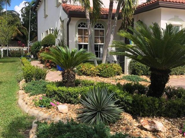 Luxury Townhouse for sale in Cooper City, United States