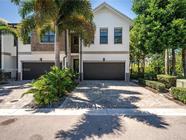 Luxury Townhouse for sale in Dania Beach, Florida