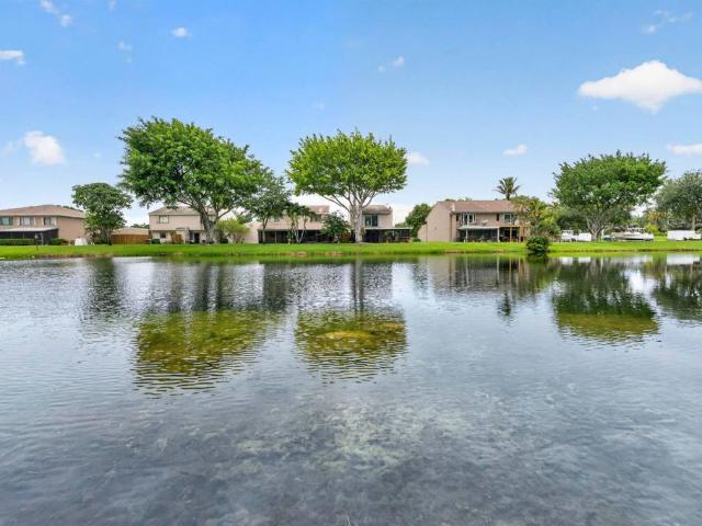 Luxury Townhouse for sale in Davie, United States