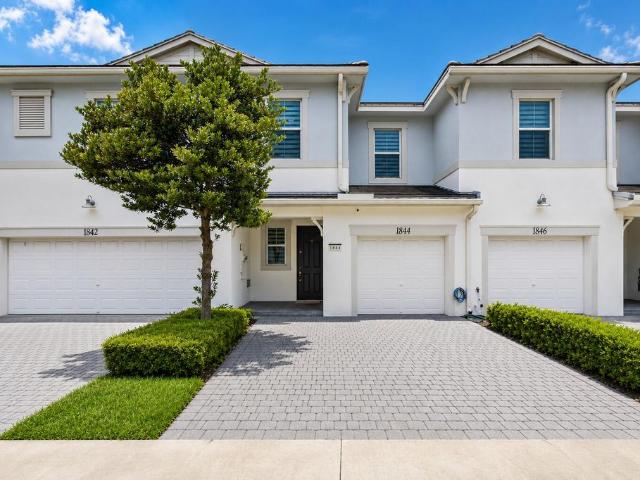 Luxury Townhouse for sale in Deerfield Beach, United States