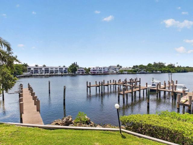 Luxury Townhouse for sale in Delray Beach, Florida
