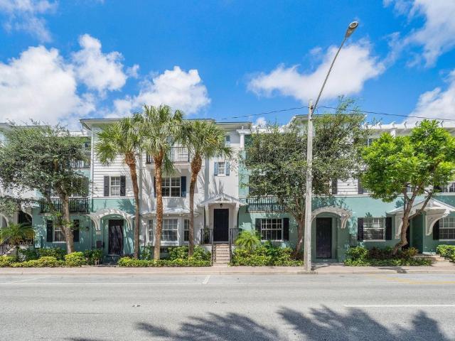 Luxury Townhouse for sale in Delray Beach, Florida