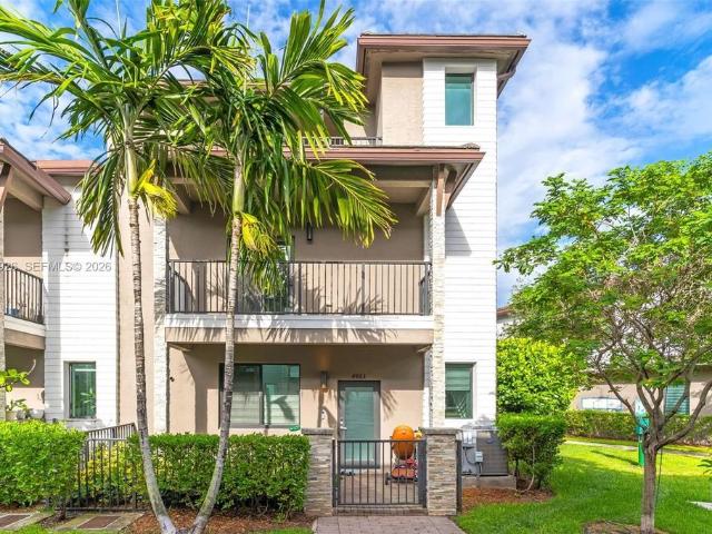 Luxury Townhouse for sale in Doral, Florida