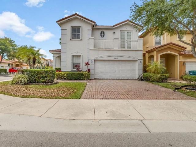 Luxury Townhouse for sale in Doral, Florida