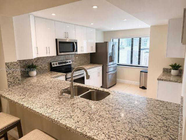 Luxury Townhouse for sale in Doral, United States
