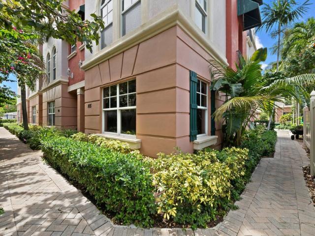 Luxury Townhouse for sale in Fort Lauderdale, Florida