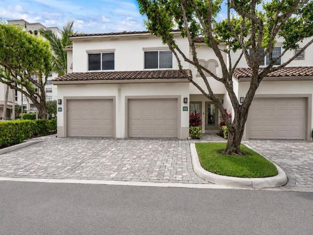 Luxury Townhouse for sale in Highland Beach, Florida