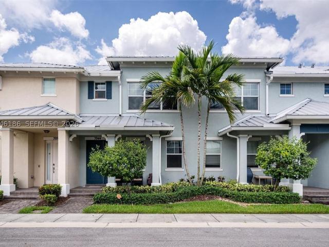 Luxury Townhouse for sale in Hollywood, United States