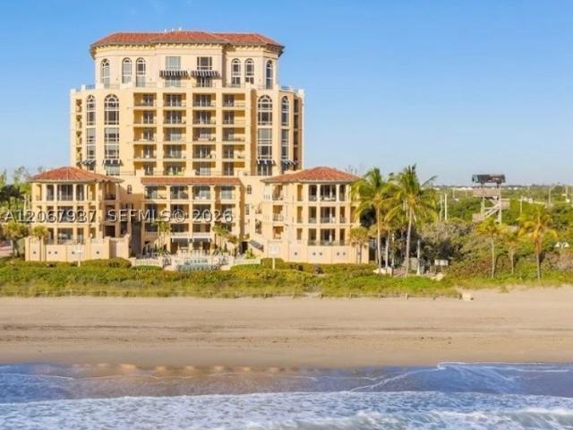 Luxury Townhouse for sale in Hollywood, Florida