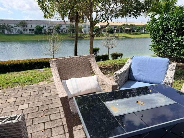 Luxury Townhouse for sale in Hollywood, Florida