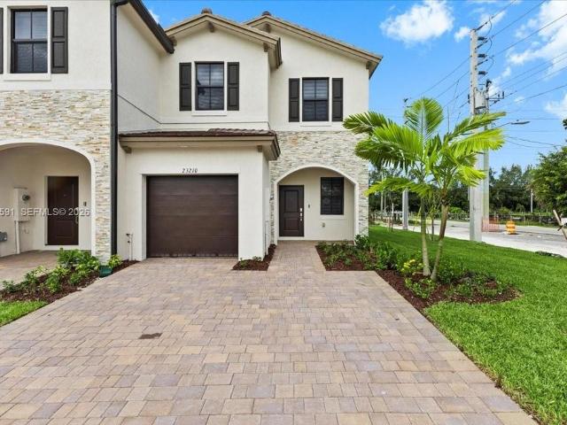 Luxury Townhouse for sale in Homestead, United States