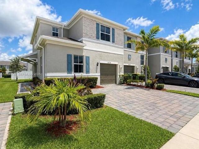 Luxury Townhouse for sale in Homestead, Florida