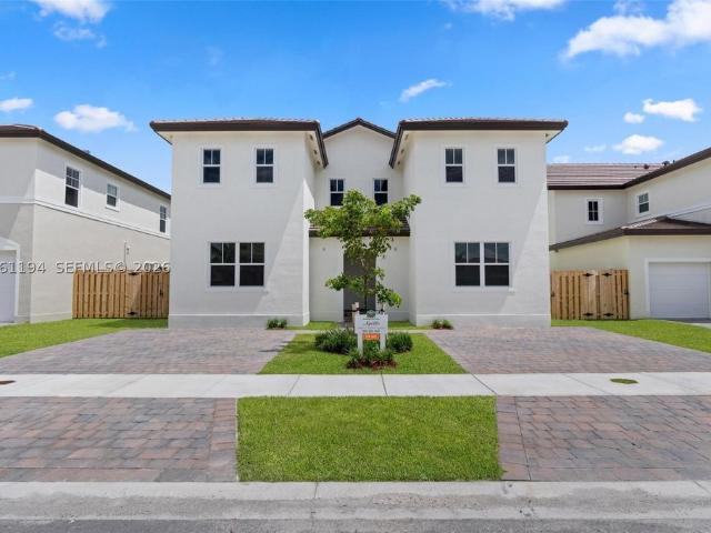 Luxury Townhouse for sale in Homestead, Florida