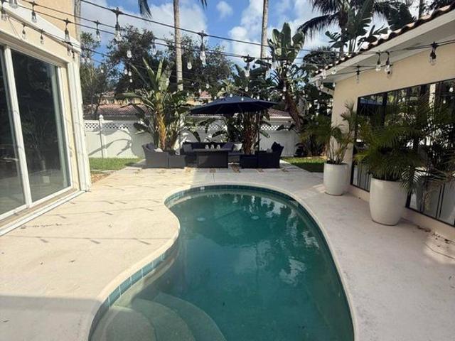 Luxury Townhouse for sale in Jupiter, United States