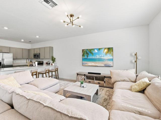 Luxury Townhouse for sale in Lake Worth, Florida